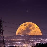 Los Angeles Super Moon Timelapse - Big Geek Daddy