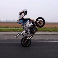 Amazing Female Stunt Rider - Big Geek Daddy